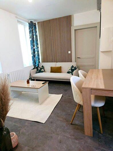 Cote de la Justice-Saint Lubin, Louviers : Appartement 2 pièces à louer