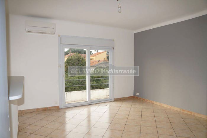 Appartement 3 pièces à louer - Nord, Cavalaire-sur-Mer
