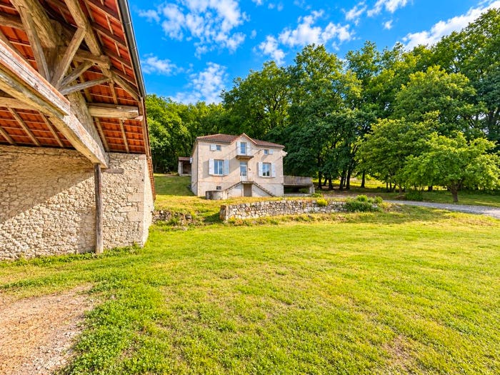Laroque-Timbaut : Maison 5 pièces à vendre