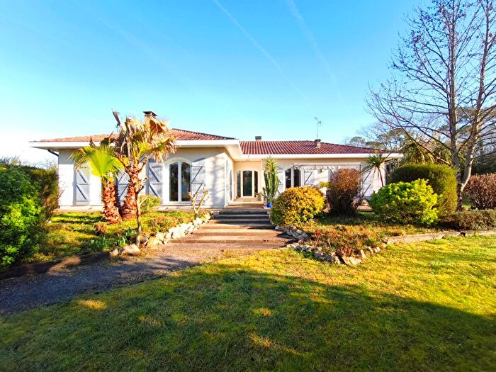 Maison à vendre - Rivière-Saas-et-Gourby - 7 pièces - 5 chambres