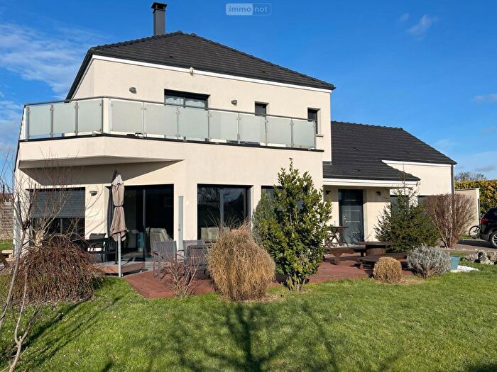 Maison 6 pièces à Lavau, à vendre