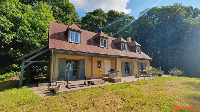 Maison 8 pièces à vendre à Pont-lévêque