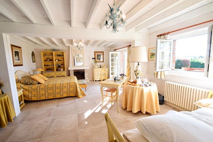 Maison à vendre - Saint-Maurice-sur-Fessard - 8 pièces