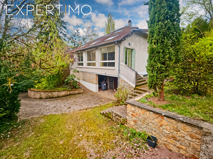 Maison à vendre - Palaiseau, Lozère - 9 pièces - 6 chambres