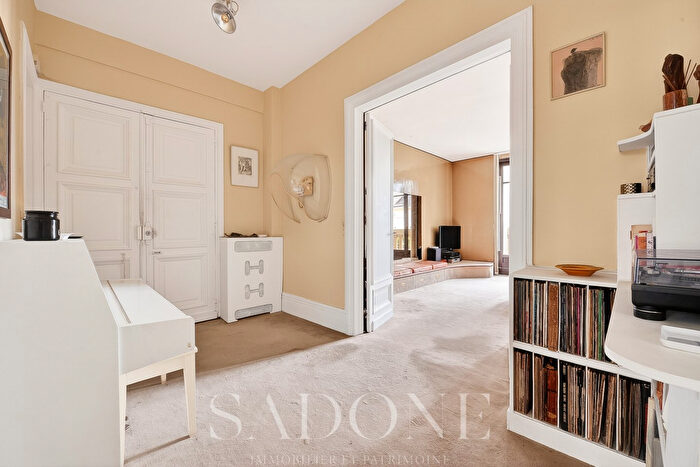 Appartement à vendre - Neuilly-sur-Seine, Charles Laffitte - 5 pièces - 3 chambres