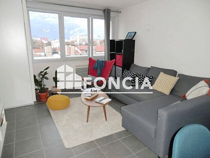 Appartement à louer - Berriat-Ampere, Grenoble - 1 pièce