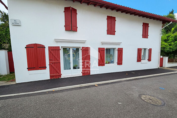 Maison à vendre - Urt - 6 pièces - 4 chambres