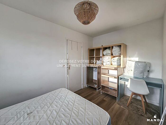 Aubervilliers, Centre-ville, Victor Hugo : Appartement 4 pièces à louer