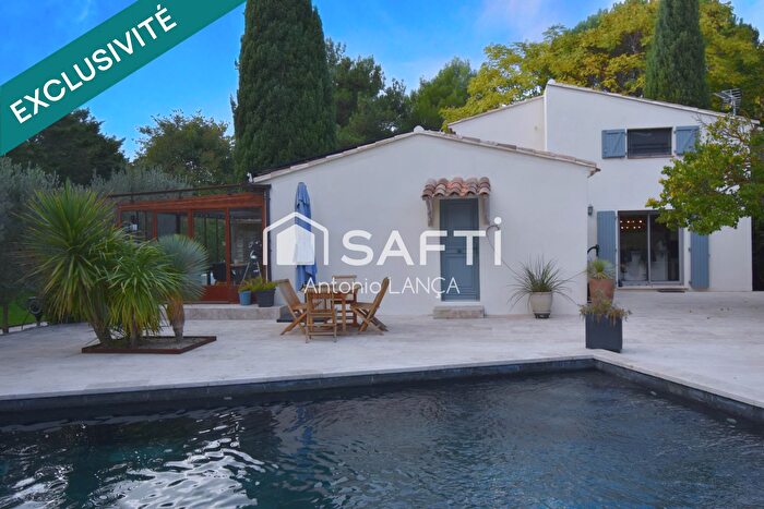 Maison à vendre - Ventabren - 5 pièces - 4 chambres