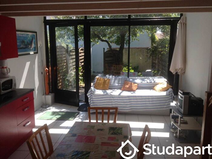 Appartement à louer - Ouest, Aytré - 1 pièce - 1 chambre