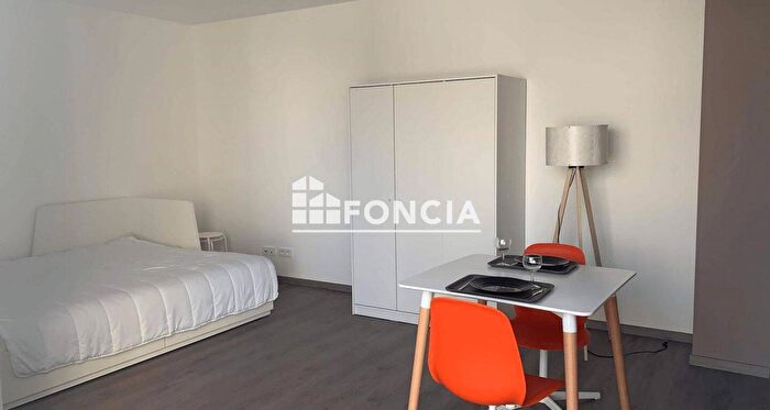 Appartement à louer - Plateau et Pileu, Palaiseau - 5 pièces - 4 chambres