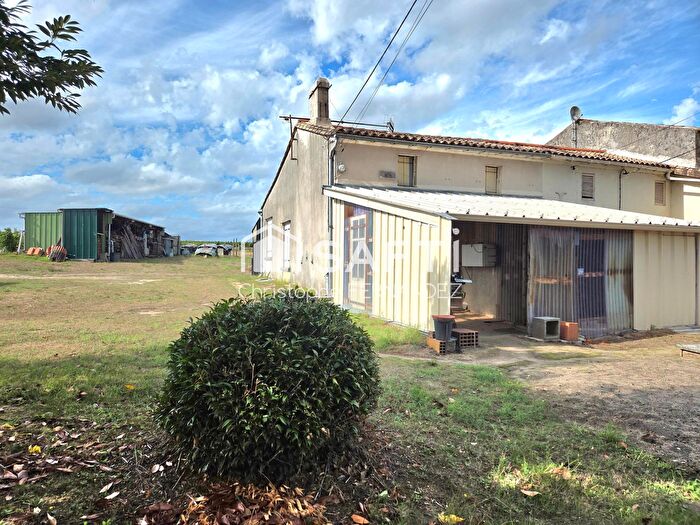 Maison à vendre - Reignac - 3 pièces - 2 chambres