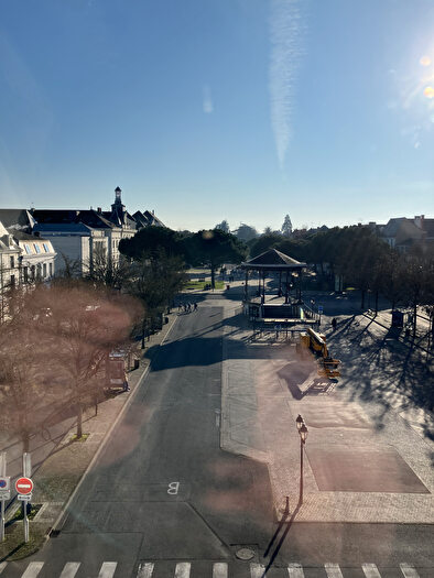 Appartement à vendre - Châtellerault, Centre-ville - 3 pièces - 2 chambres