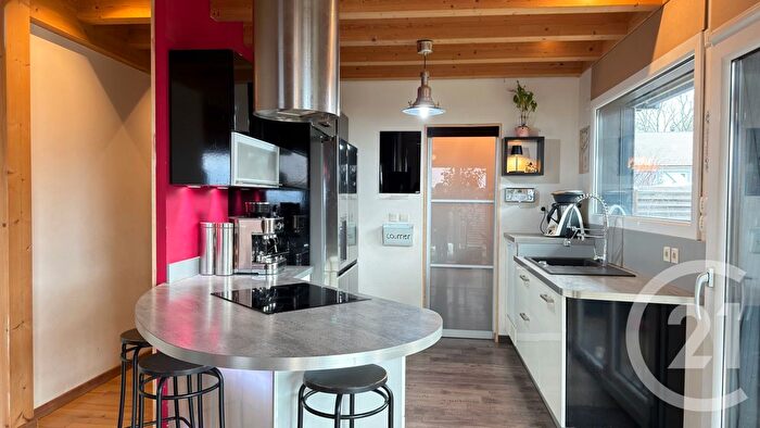 Maison à vendre - Vercel-Villedieu-le-Camp - 5 pièces - 3 chambres