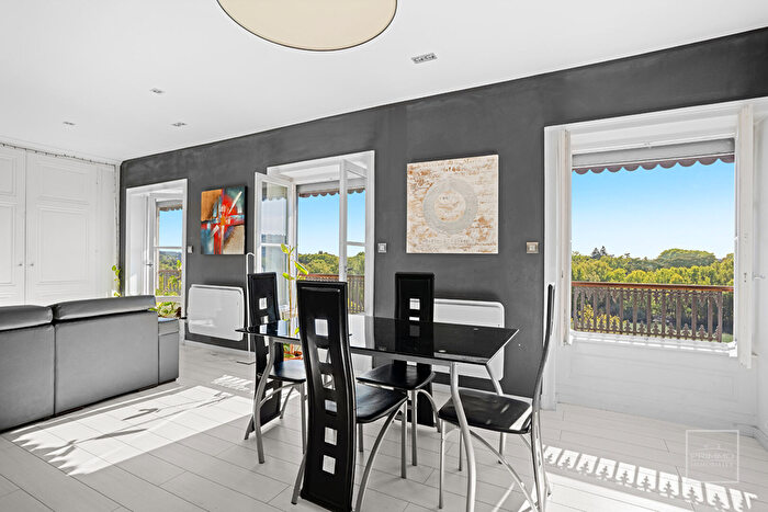 Appartement à vendre - Caluire-et-Cuire, Margnolles, Rhône - 2 pièces - 1 chambre