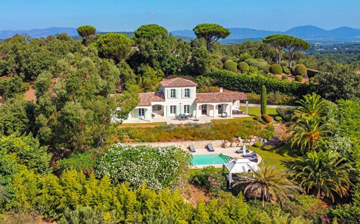 Maison à vendre - Gassin - 6 pièces - 4 chambres