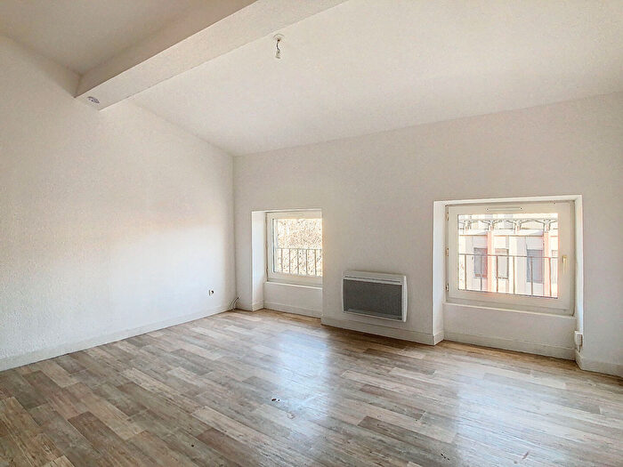 Appartement à louer - Montélimar, Centre-ville - 2 pièces - 1 chambre