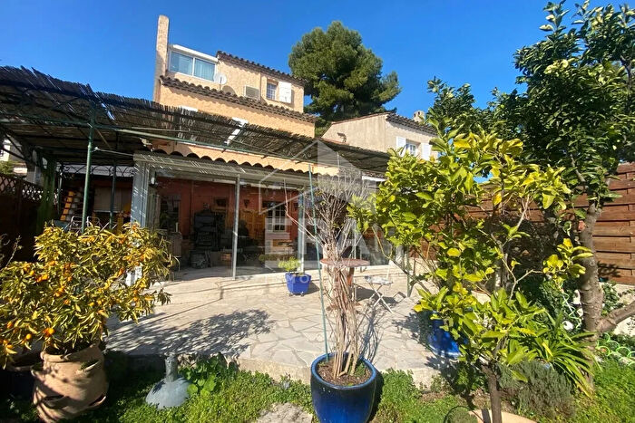 Maison à vendre - Mougins, Le Colombier, Colombe, Cabrières, Le Bordé - 5 pièces - 4 chambres