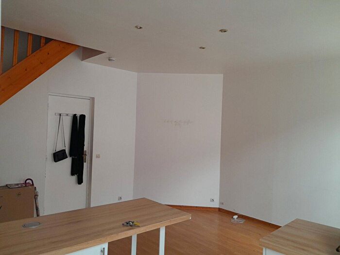 Appartement 2 pièces à Nord Est-Sud Ouest, Clermont, à louer
