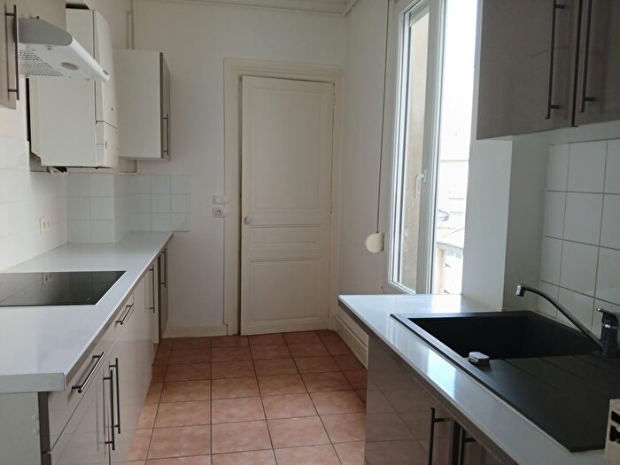 Appartement 3 pièces à louer à Reims, Europe, Chemin Vert