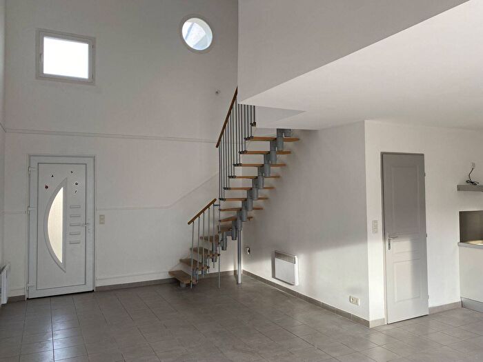 Maison 3 pièces à louer à Alès