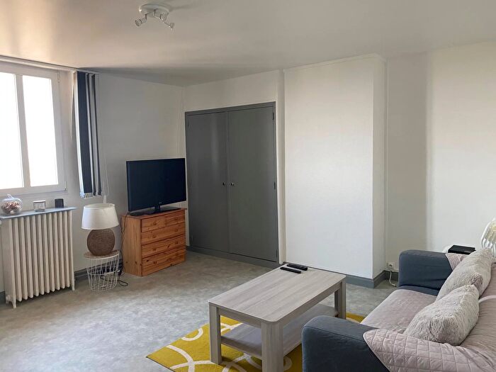 Appartement à louer - Laon, Plateau - 2 pièces - 1 chambre