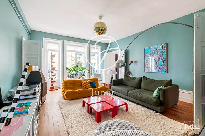 Appartement 6 pièces à Paris 9ème, Lorette, Martyrs, à vendre