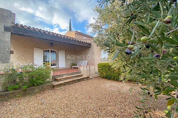 Maison à louer - La Ciotat - 5 pièces - 4 chambres