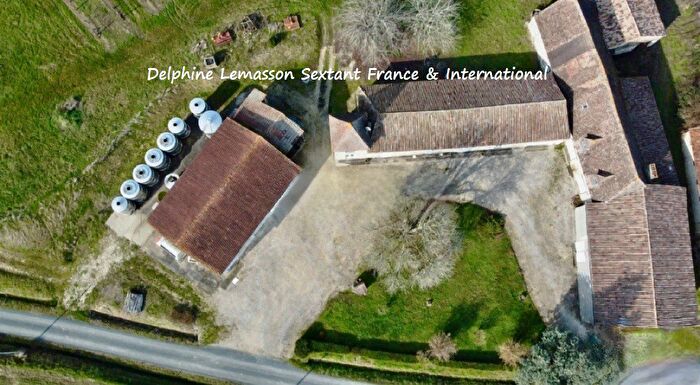 Maison à vendre - Bergerac - 6 pièces - 3 chambres