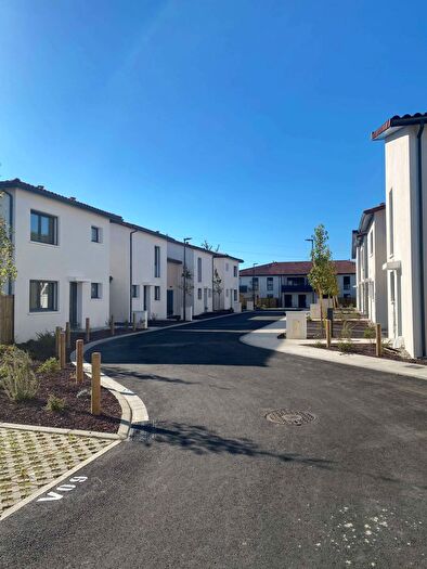 Maison 4 pièces à Aussonnelle Rive Droite, La Salvetat-Saint-Gilles, à louer
