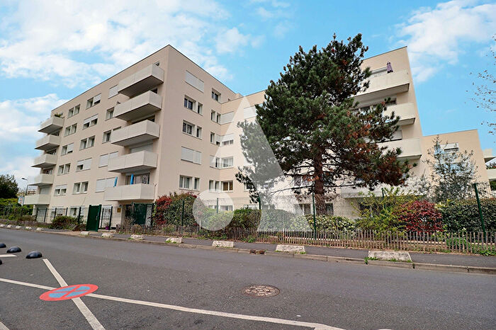 Sannois, Gaston Ramon : Appartement 4 pièces à vendre