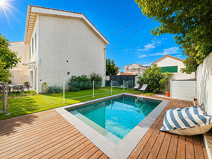 Maison à vendre - Béziers, Champ de Mars - 4 pièces - 3 chambres