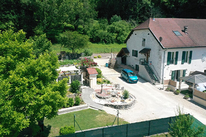 Seyssel : Maison 6 pièces à vendre