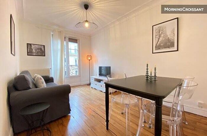 Appartement à louer - Legendre-Lévis, Paris ème arrondissement - 2 pièces - 1 chambre