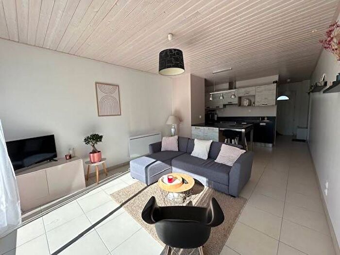 Maison à louer - Coëx - 2 pièces - 1 chambre