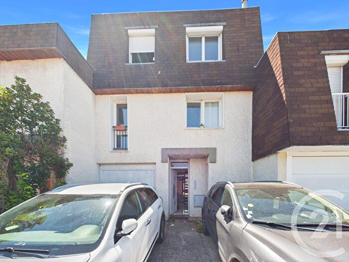 Maison 8 pièces à vendre - Bondoufle