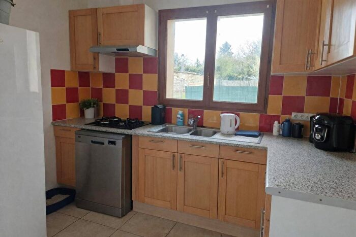 Appartement 4 pièces à Ully-Saint-Georges, à louer