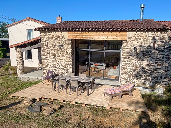 Maison à vendre - La Remaudière - 6 pièces - 4 chambres