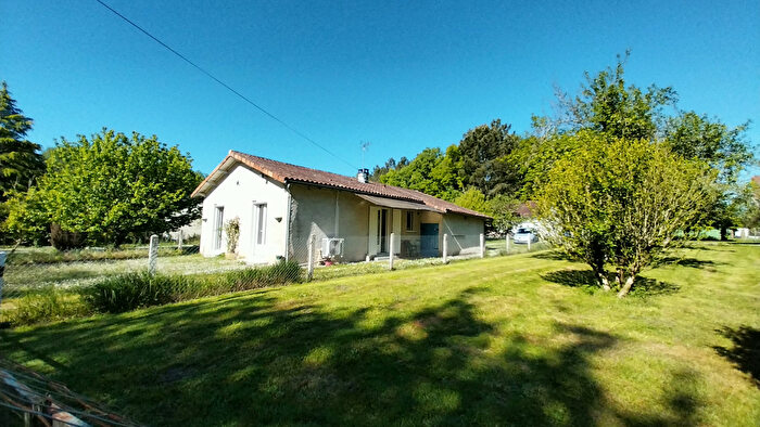 Maison à vendre - Segonzac - 5 pièces - 4 chambres