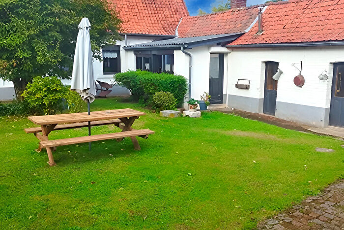 Maison à vendre - Beaurainville - 11 pièces - 7 chambres