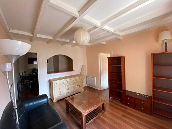 Appartement à louer - Centre Ville, Castres - 2 pièces - 1 chambre