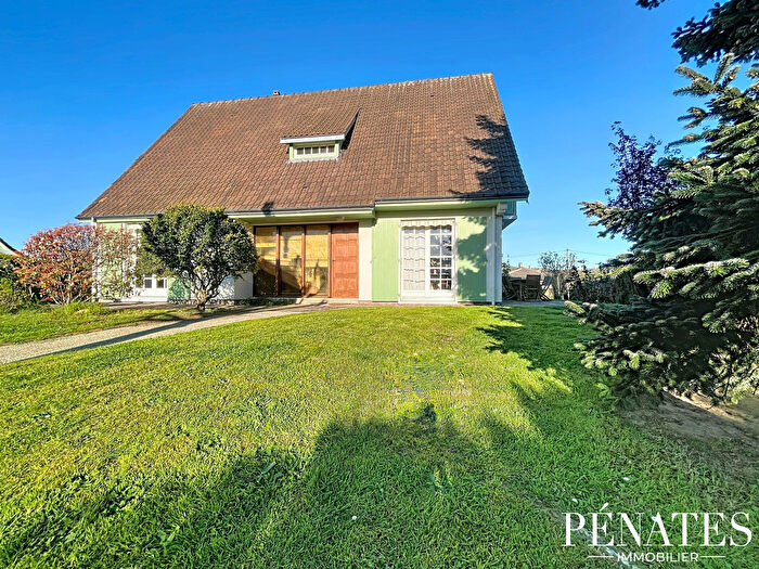 Maison 5 pièces à Saint-Étienne-du-Rouvray, Cité des Familles, à vendre