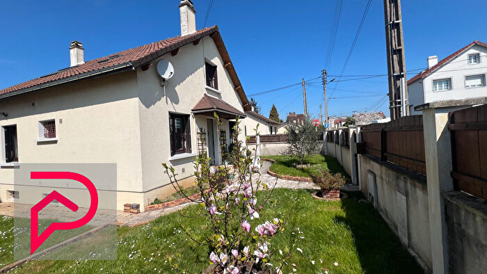 Maison à vendre - Goussainville, Centre-ville, Renaissance - 5 pièces - 3 chambres