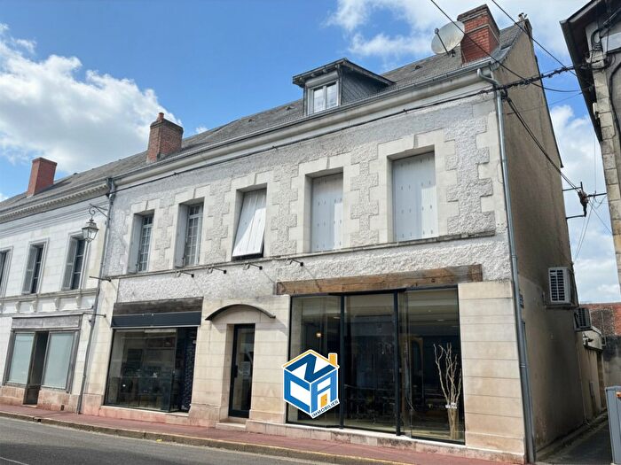 Maison à vendre - Descartes - 8 pièces - 4 chambres