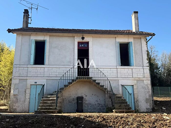 Maison à vendre - Magnac-sur-Touvre - 4 pièces