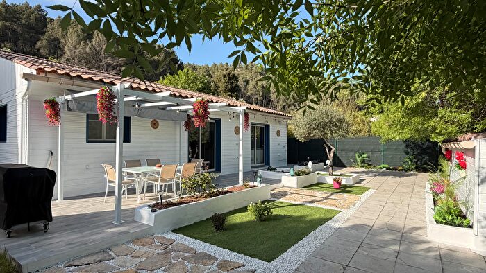 Maison 3 pièces à vendre à Saint-Zacharie