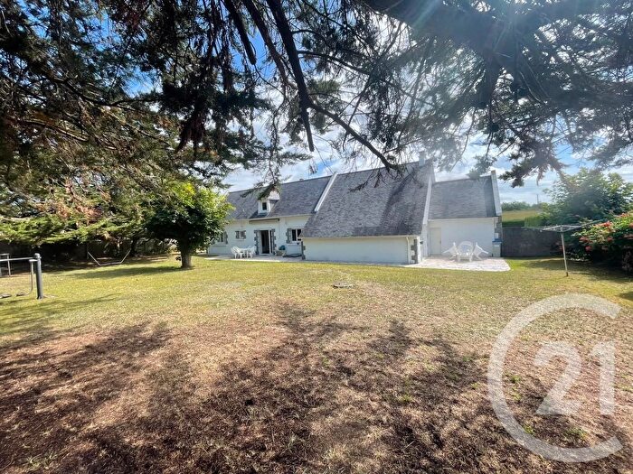 Maison à vendre - Jullouville - 8 pièces - 6 chambres