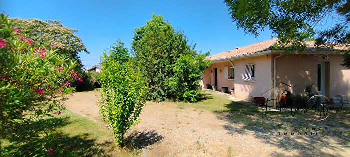 Maison 5 pièces à Auros, à vendre