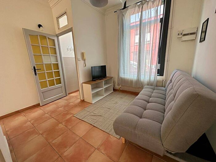 Maison à louer - Sainte Elisabeth, Roubaix - 6 pièces - 5 chambres