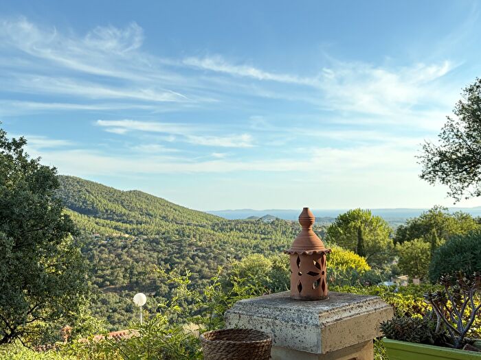La Londe-les-Maures : Maison 4 pièces à vendre